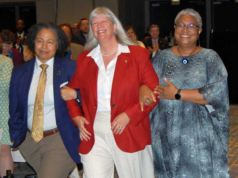 AAFP Delegates Elect New Leaders for 2023-24 | News from 2023 COD-FMX